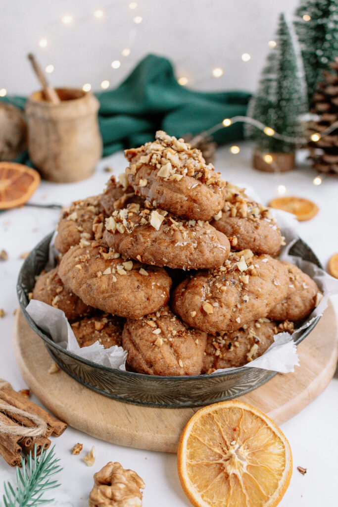 Melomakarona (Greek Christmas Honey Cookies) ~ Foodathlon